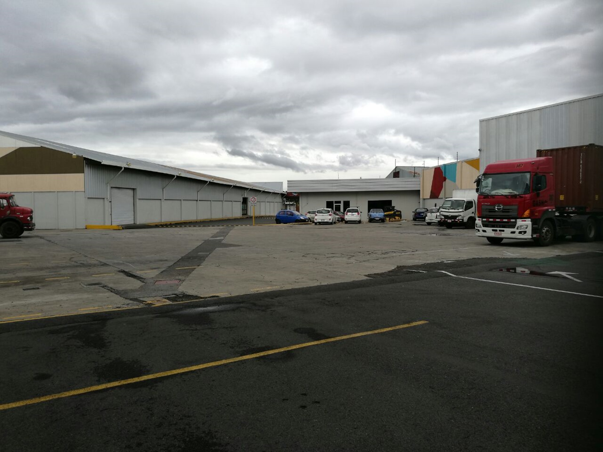 680 m2 Warehouse in Colima de Tibas for rent • Costa Rica Real Estate